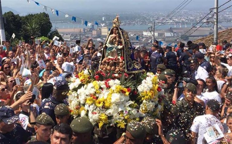 Nossa Senhora do Monte Serrat: conheça a história da padroeira de ...